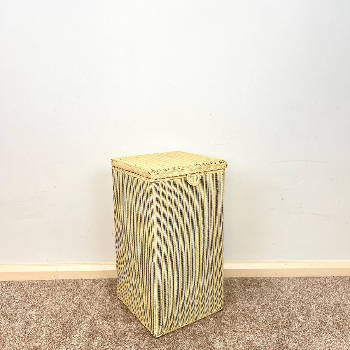 Original Lloyd Loom Lusty Vintage Cream Laundry Linen Basket